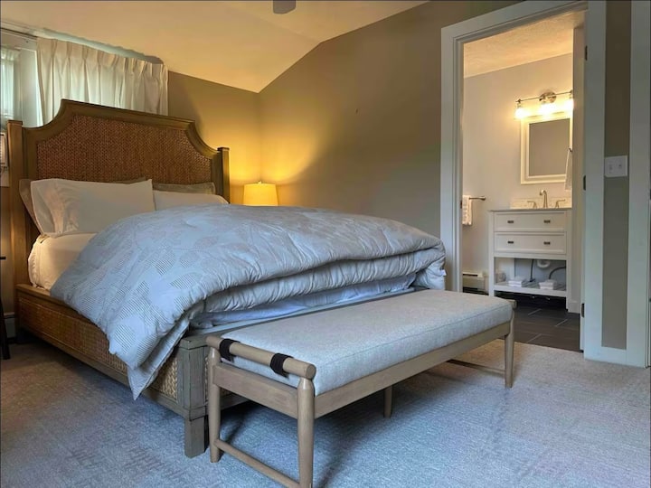 Guest House Topaz Suite - Suttons Bay, MI
