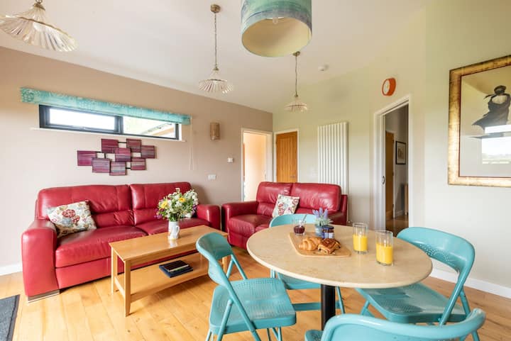 Primrose Lodge - Tor Farm Lodges - Private Hot Tub - Cheddar