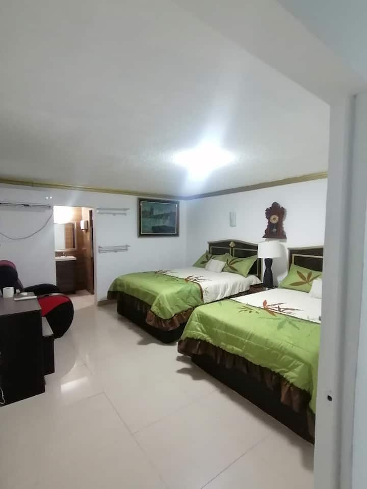Habitación Golden Garden - Nuevo Laredo