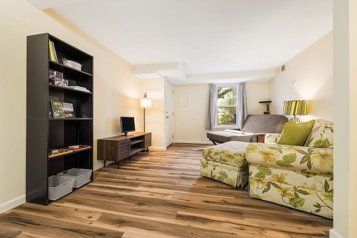 Charming 1-bed In West Asheville - Asheville, NC