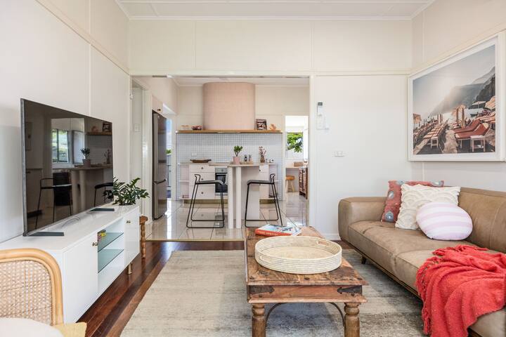 Blush Beach Shack/ Central/ Funky/ Stones Throw To - Hervey Bay