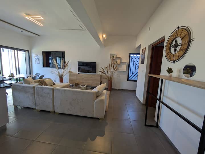 Belle Villa à Vohitsara,tamatave - Madagascar