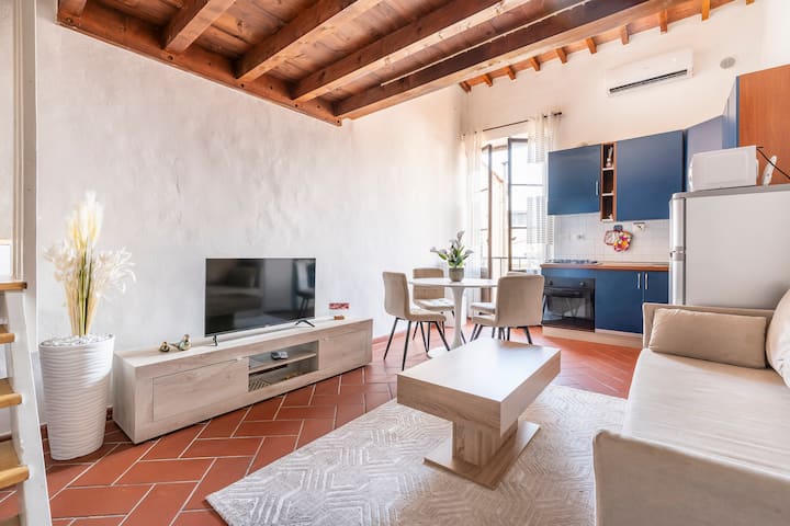 Appartamento 2 Camere + Parcheggio Su Richiesta - Florenz