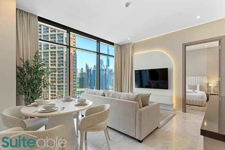 Luxury One Bedroom With Burj Khalifa View - Dubai
