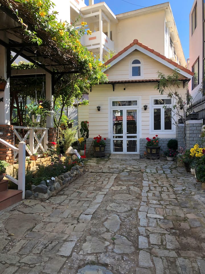 Anne's Tiny Home Feels So Dalat - 大叻市