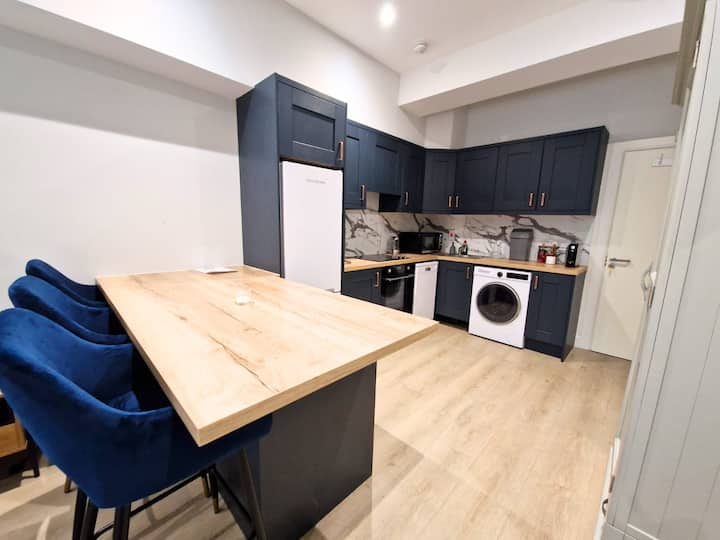 Dublin City Center Double Bed Studio - Temple Bar- Dublin