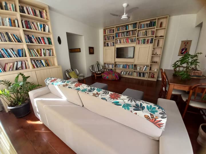 Apt Perto Da Praia No Bairro Mais Charmoso De Ssa! - Rio Vermelho