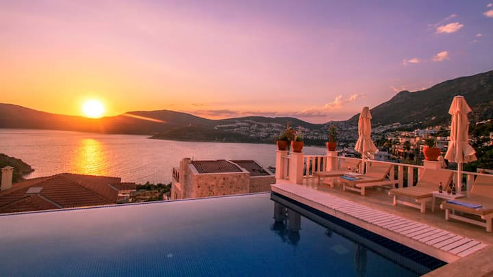 Deniz Manzaralı, Merkeze Yakın Villa - Kalkan