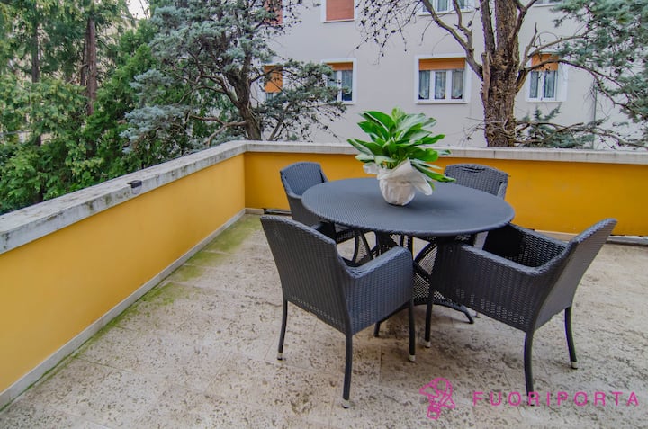 Fiore Del Ducato "Garden" Con Posto Auto - Parme