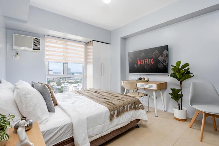Central Studio • Near Ayala Ebloc & Business Hubs - Cebu City