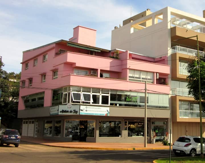 Semipiso De 3 Dormitorios Bien Ubicado - Posadas
