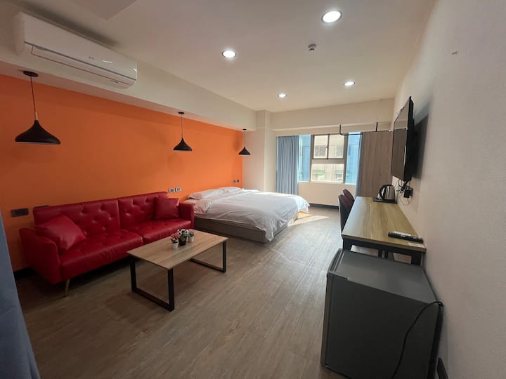 公園路171號/雙人房/獨立衛浴/台南火車站/轉運站/電梯套房出租可租補 - Taiwan