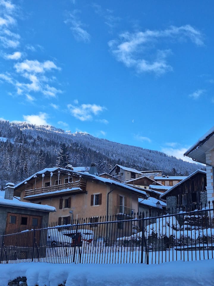 12 Person Chalet Self-contained - Courchevel