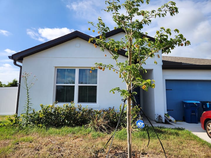 Cozy One Bedroom Apartment - Palm Bay, FL