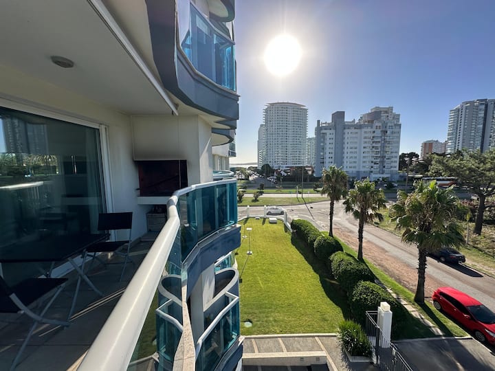 Casino Tower De 3 Dormitorios - Punta del Este