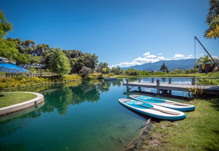 Mariri Heights Sequoia Cottage - Motueka