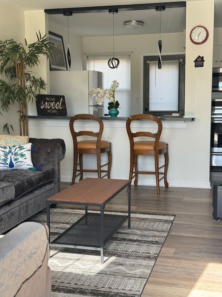 Cozy Condo, Central Location.
Northeast Columbus. - Polaris, OH