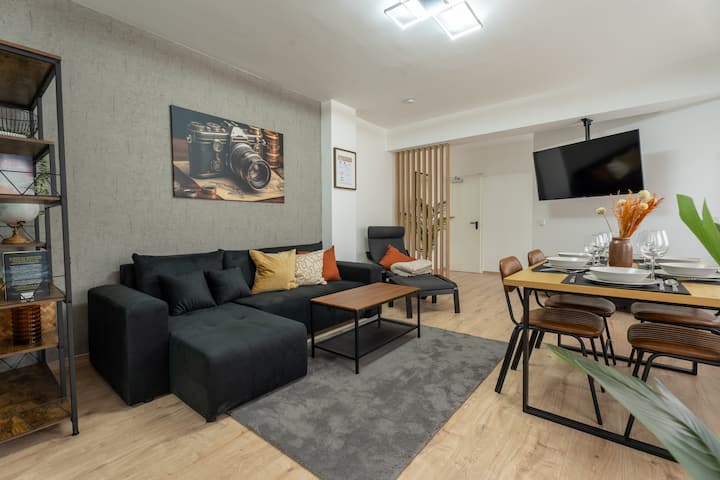Industrial 3 Rooms Apart79, Googletv, Free Parking - Ahlen