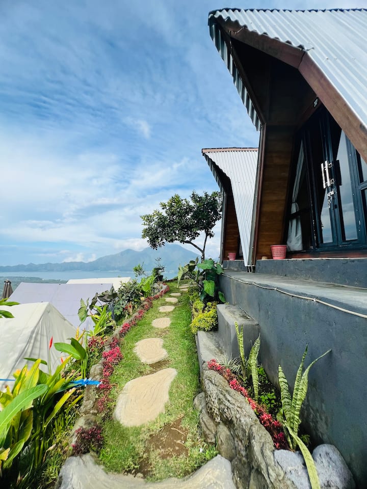 Tempat Tidur Bentuk Segitiga - Kintamani