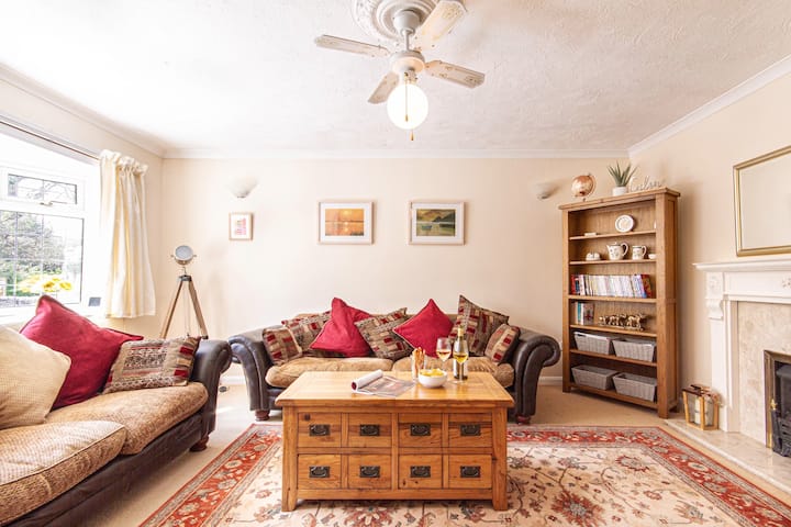 Tranquil 4-bed Bungalow - Carbis Bay