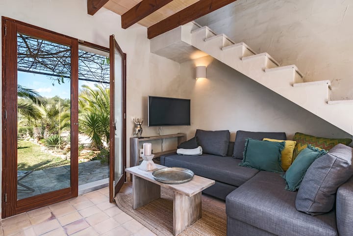 Unique Home Surrounded By Nature And Pool - Sineu