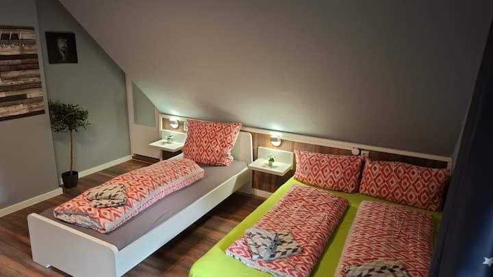 Familienzimmer Für 3 Personen Z8 - Flensburg