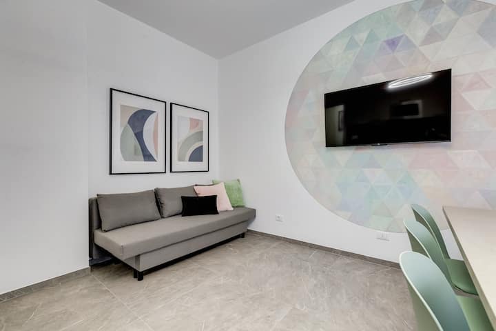 Bdc - Mariposa! New 3bdr In S.giovanni - Rome