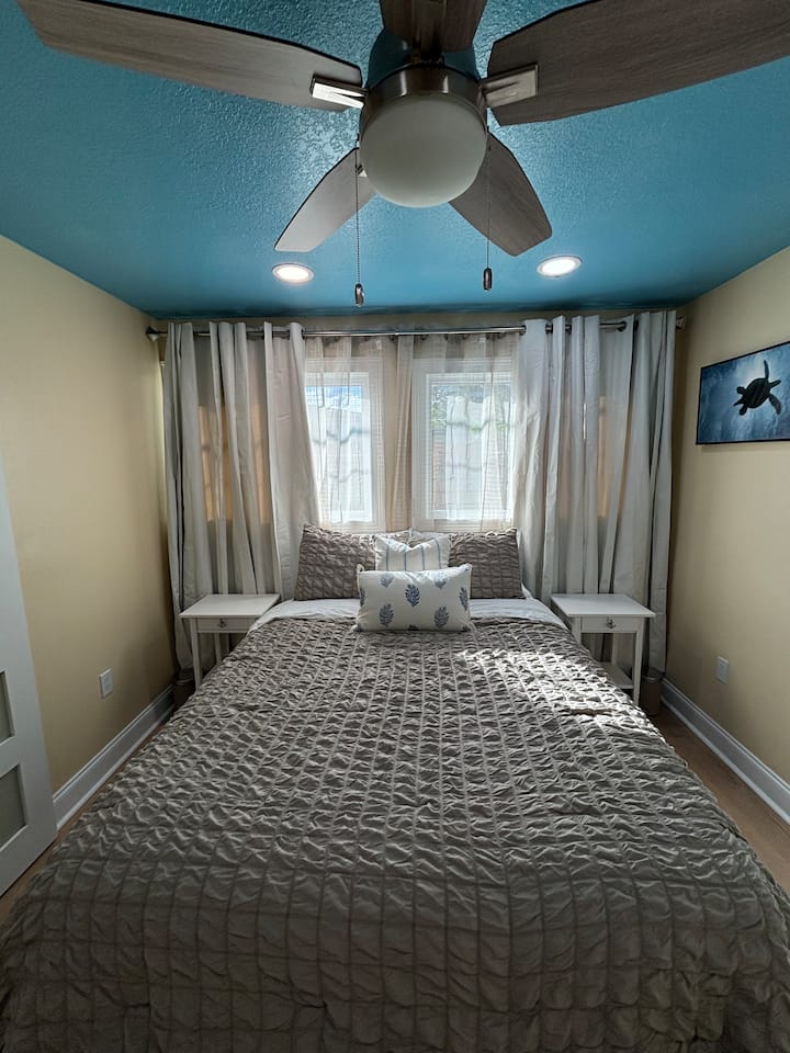 Sun & Sandals Retreat - Melbourne, FL