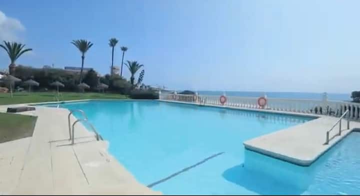 Lubina Del Sol Beachfront - Sitio de Calahonda