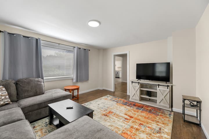 Lenox Dale Half Duplex - Lenox, MA