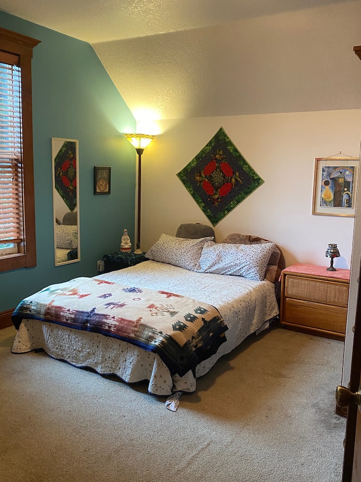 House Of Bridget And Ogun - Forest Grove, OR