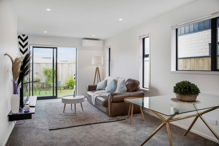 Relaxing & Comfy 2br Home | Oliver Place - Upper Hutt