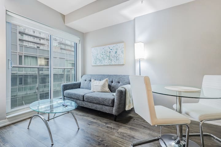 Downtown Lux Corporate Apartment -