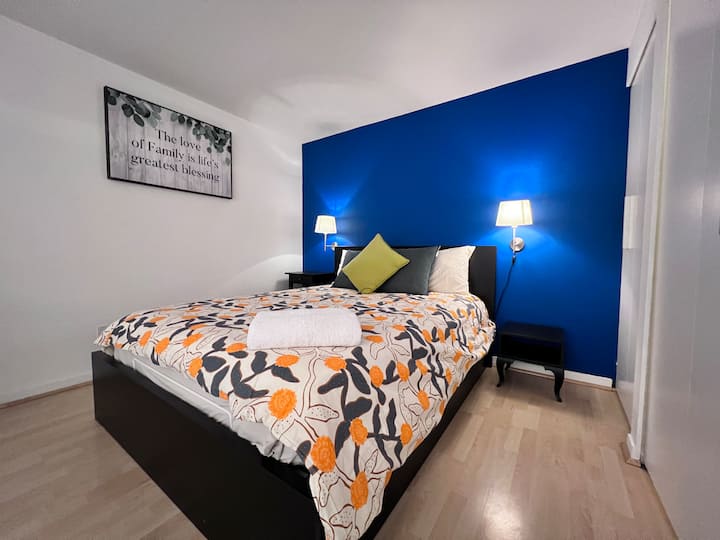 Loft Close To Yaletown - Charming Space Awaits - Vancouver