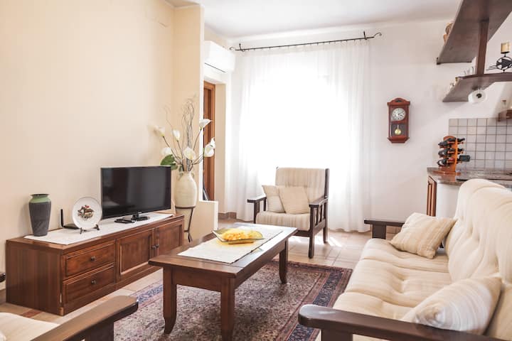Villa Marivessus  A Soli 2 Km Da Alghero - Alghero