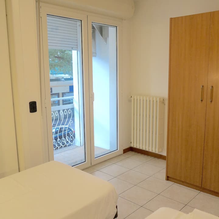 Mercurio Appar. Trilocale (6 Pax) - Riccione