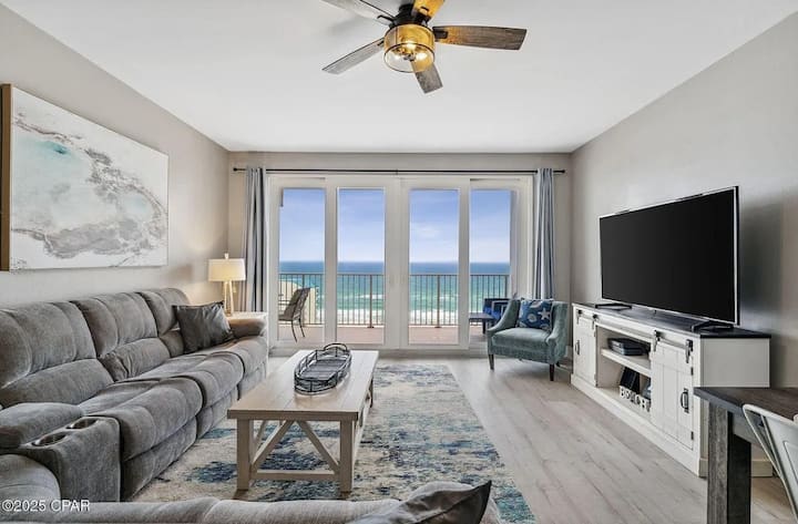 The Crab's Eyebrow - Panama City Beach, FL