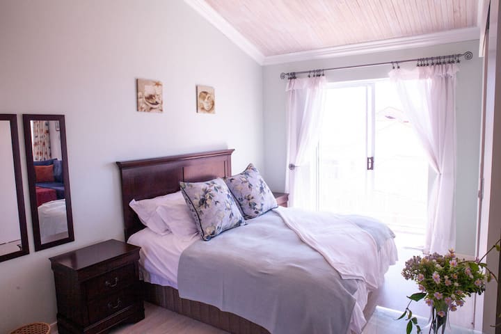 Main Sail 10 - Saint Francis Bay