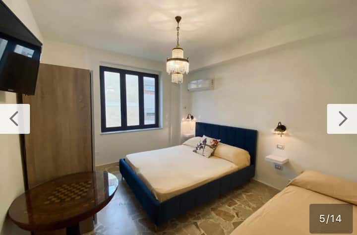 Tiny Apartment In Heart Taormina - Taormina