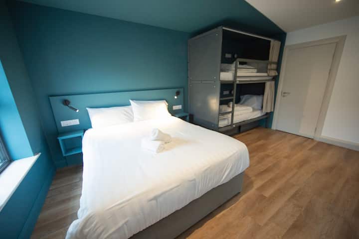 Private 4 Bed Family Room - Ballina