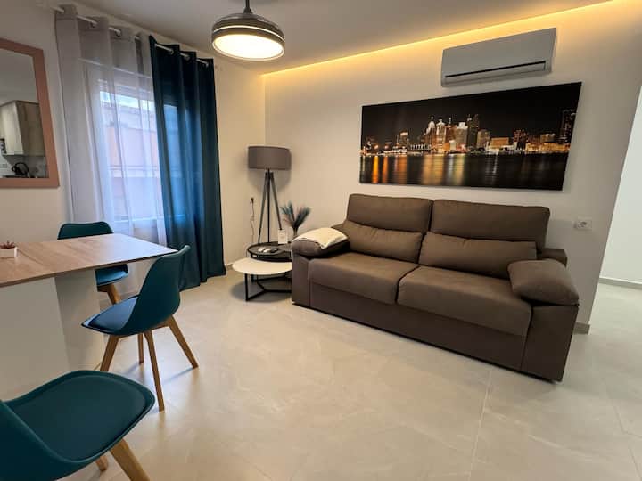 Apartamento Asia - ÁMplio, Céntrico Y Muy Luminoso - Almansa