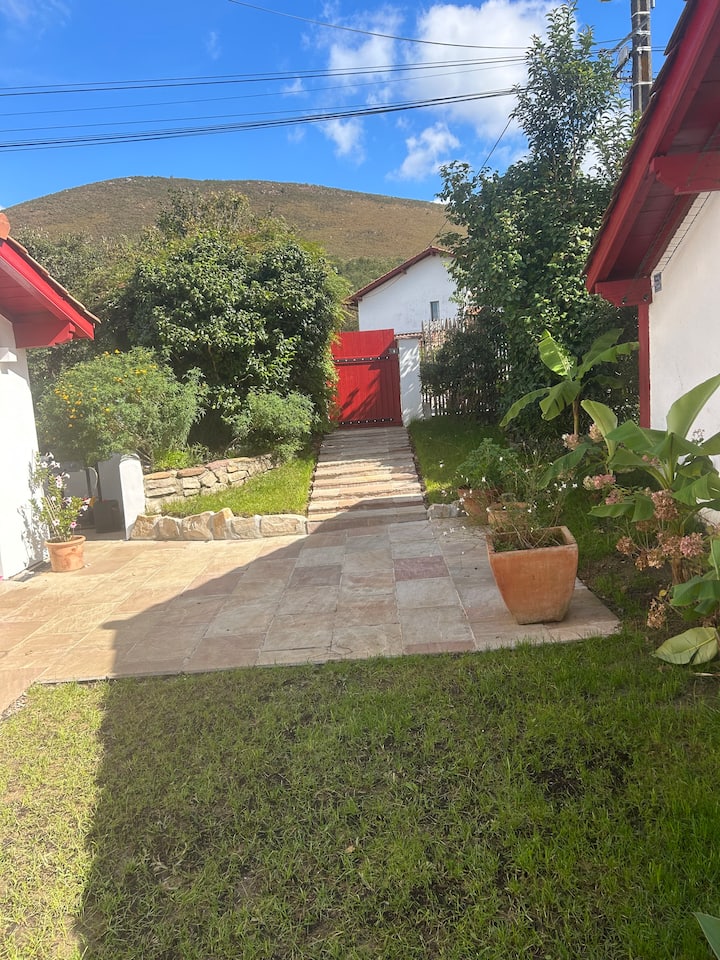 Maison  De Charme En Bordure D’ascain - Zugarramurdi