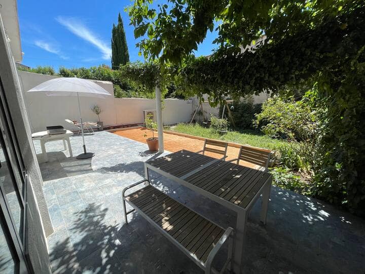 Escapade Provençale : Chambre Cosy En Centre-ville - Salon-de-Provence