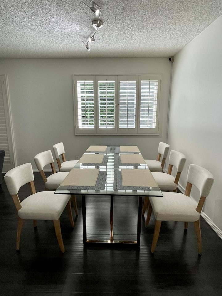 Comfy Basic Stay West Hollywood - West Hollywood
