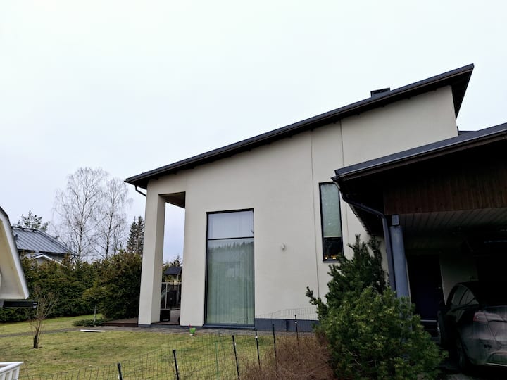 Tyylikäs Koti Lomailuun Tai Työmatkayöpymiseen! - Nummela