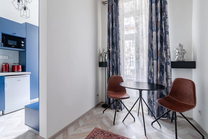 Rumbyroom2 - Budapest