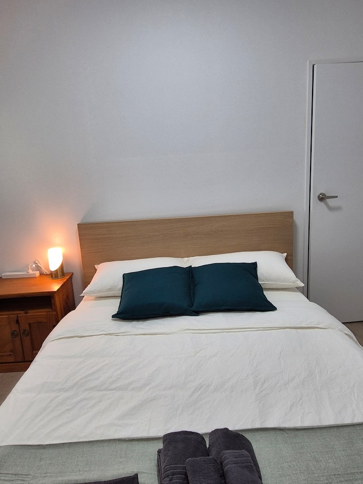 Newly Renovated Simple Ac Studio - Virginia