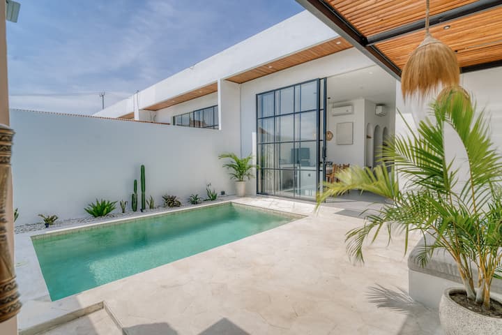 Avasa Villa C8 : Brand New 1br In Berawa, Bali. - Canggu