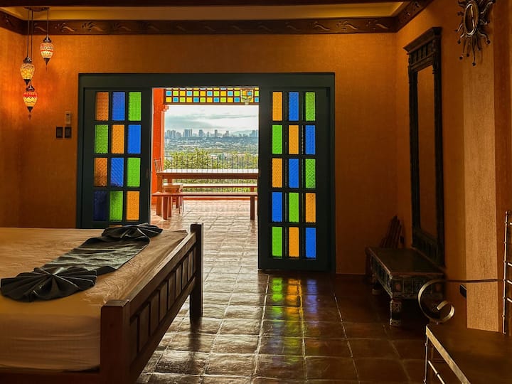 Mexican Events Place Resort With City View & Pool - Antipolo