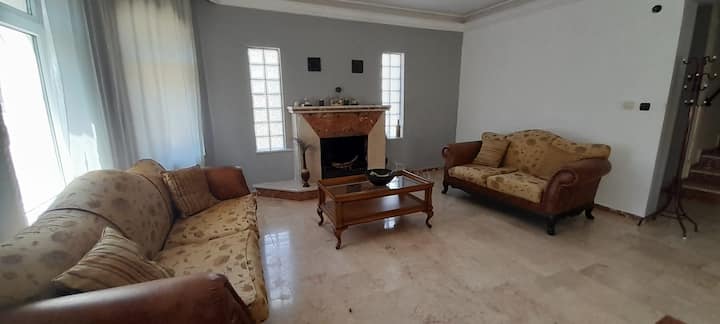 Riverside Triplex Villa With Garden & Pool - Alanya